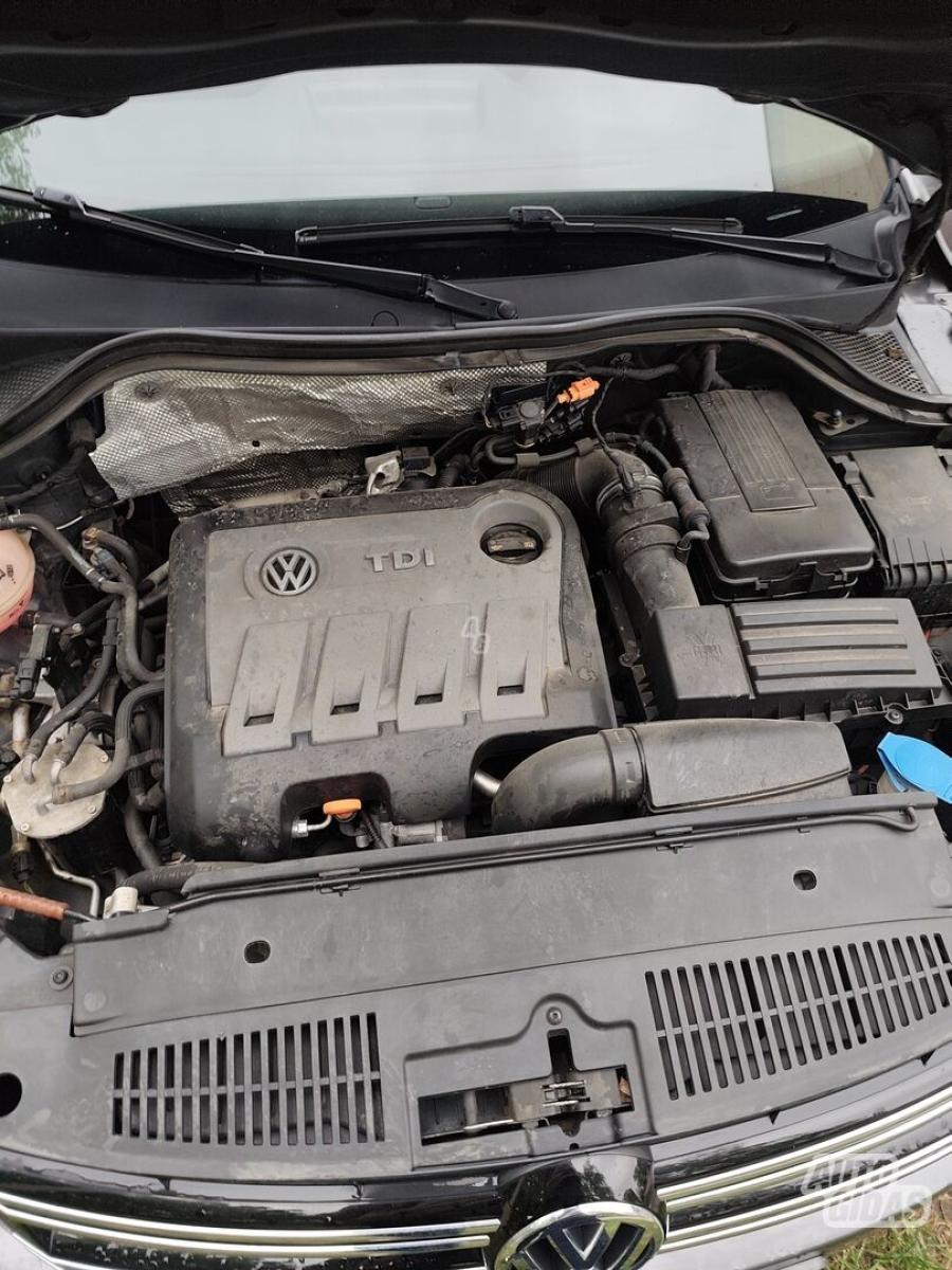 Pelēks Volkswagen Tiguan 2013 Jonava, ar dzinēja tilpumu 2.00 L un nobraukumu 210 tūkst. km par 9000 €, foto 11 vietnē AUTOMOTO.COM.LV