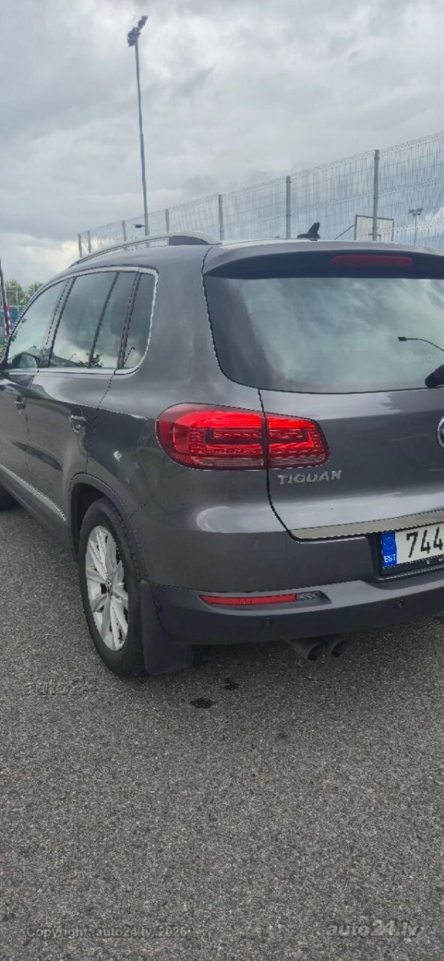 Pelēks Volkswagen Tiguan 2014 Tallina, ar dzinēja tilpumu 2.00 L un nobraukumu 156 tūkst. km par 11000 €, foto 8 vietnē AUTOMOTO.COM.LV