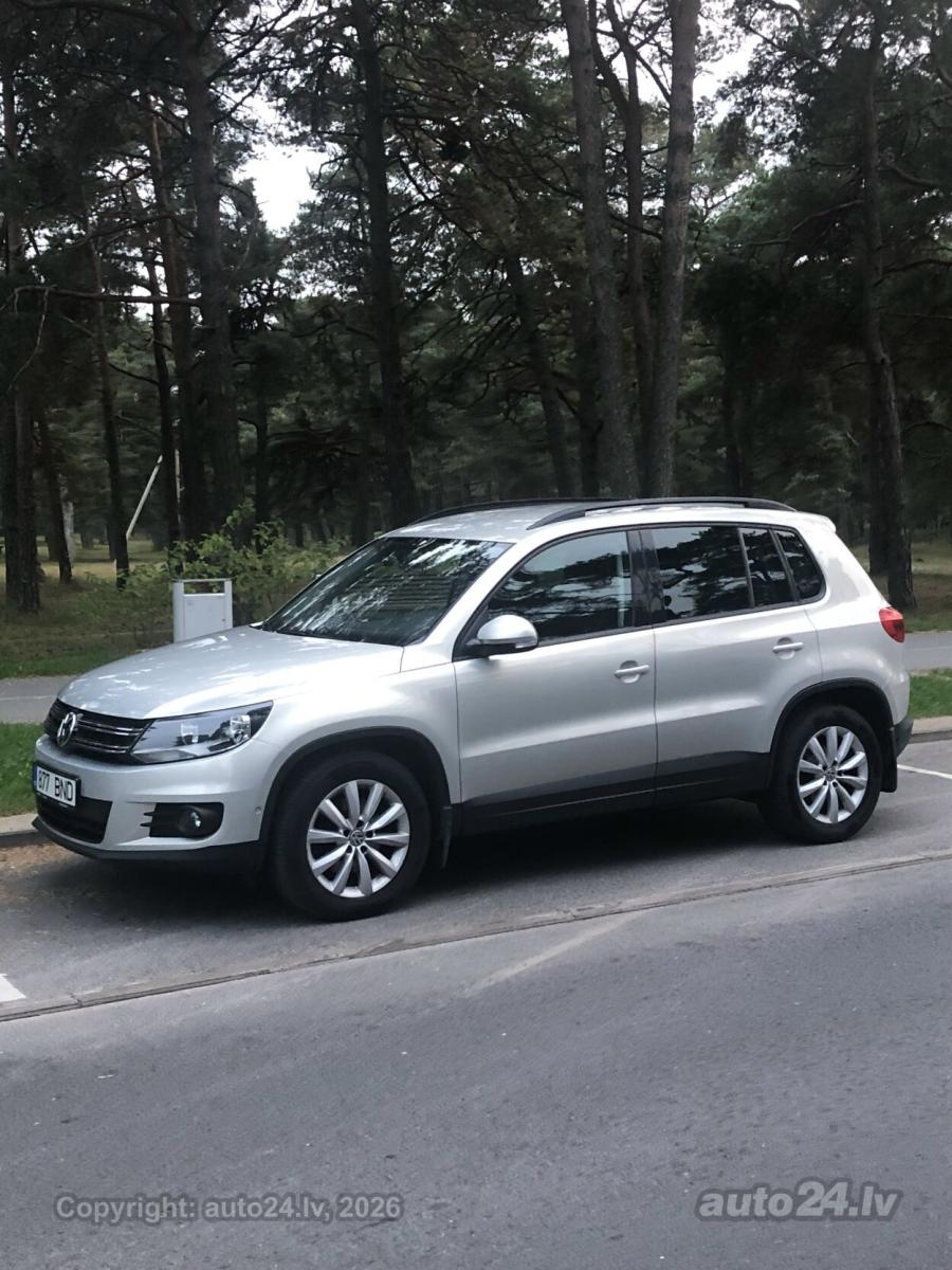 Grey Volkswagen Tiguan 2015 in Tallinn, with an engine capacity of 1.40 L and mileage of 153 thousand km for 9900 €, photo 1 on AUTOMOTO.COM.LV