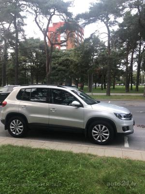Grey Volkswagen Tiguan 2015 in Tallinn, with an engine capacity of 1.40 L and mileage of 153 thousand km for 9900 €, photo 5 on AUTOMOTO.COM.LV