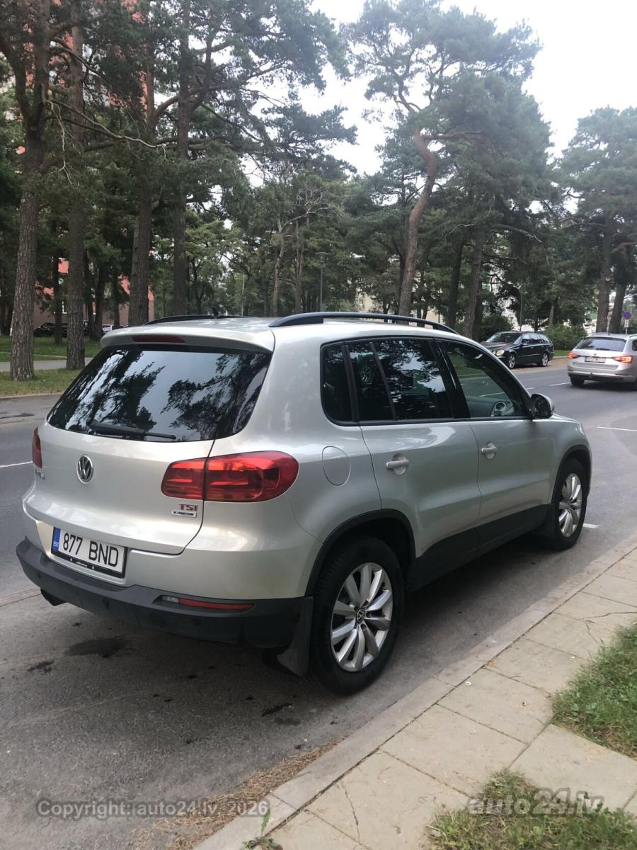 Grey Volkswagen Tiguan 2015 in Tallinn, with an engine capacity of 1.40 L and mileage of 153 thousand km for 9900 €, photo 6 on AUTOMOTO.COM.LV