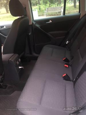Grey Volkswagen Tiguan 2015 in Tallinn, with an engine capacity of 1.40 L and mileage of 153 thousand km for 9900 €, photo 11 on AUTOMOTO.COM.LV