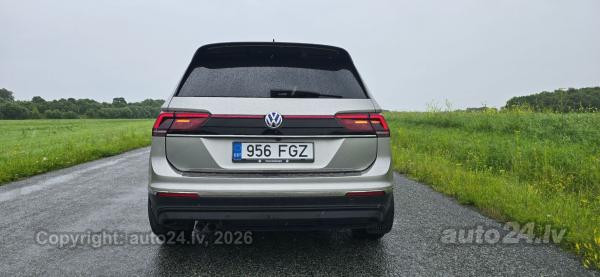 Pelēks Volkswagen Tiguan 2016 Jehvi, ar dzinēja tilpumu 2.00 L un nobraukumu 210 tūkst. km par 14500 €, foto 5 vietnē AUTOMOTO.COM.LV