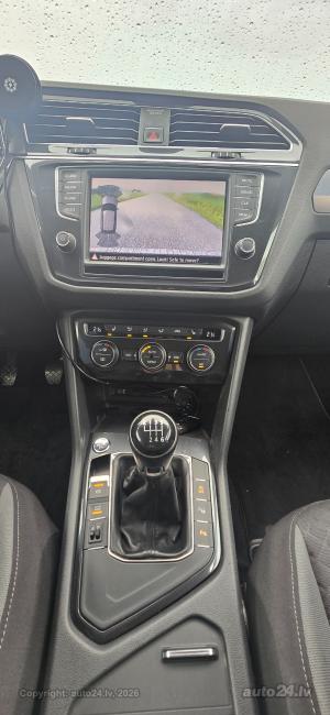 Grey Volkswagen Tiguan 2016 in Johvi, with an engine capacity of 2.00 L and mileage of 210 thousand km for 14500 €, photo 20 on AUTOMOTO.COM.LV