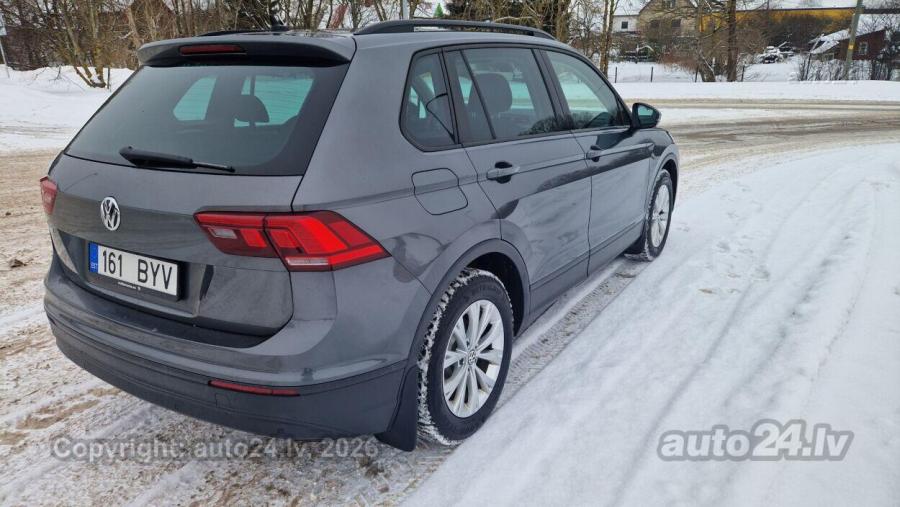 Grey Volkswagen Tiguan 2018 in Tallinn, with an engine capacity of 2.00 L and mileage of 71 thousand km for 19000 €, photo 4 on AUTOMOTO.COM.LV
