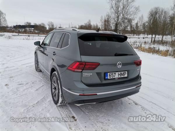 Pelēks Volkswagen Tiguan 2018 Tartu, ar dzinēja tilpumu 2.00 L un nobraukumu 196 tūkst. km par 25000 €, foto 3 vietnē AUTOMOTO.COM.LV
