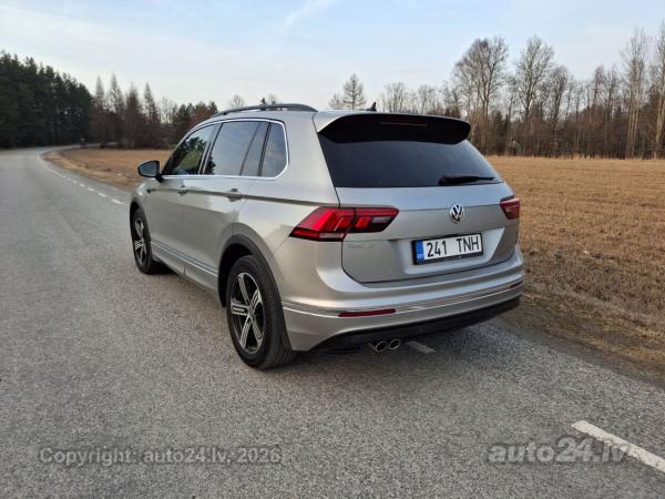 Grey Volkswagen Tiguan 2018 in Tartu, with an engine capacity of 2.00 L and mileage of 210 thousand km for 17790 €, photo 3 on AUTOMOTO.COM.LV