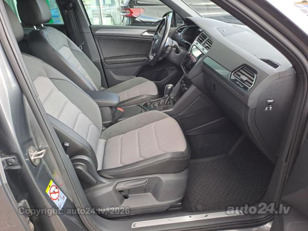 Pelēks Volkswagen Tiguan 2018 Tartu, ar dzinēja tilpumu 2.00 L un nobraukumu 83 tūkst. km par 22900 €, foto 5 vietnē AUTOMOTO.COM.LV