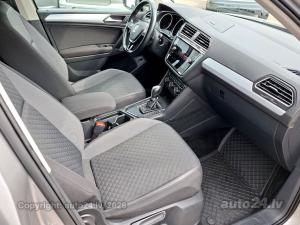 Pelēks Volkswagen Tiguan 2018 Tartu, ar dzinēja tilpumu 2.00 L un nobraukumu 216 tūkst. km par 16990 €, foto 9 vietnē AUTOMOTO.COM.LV