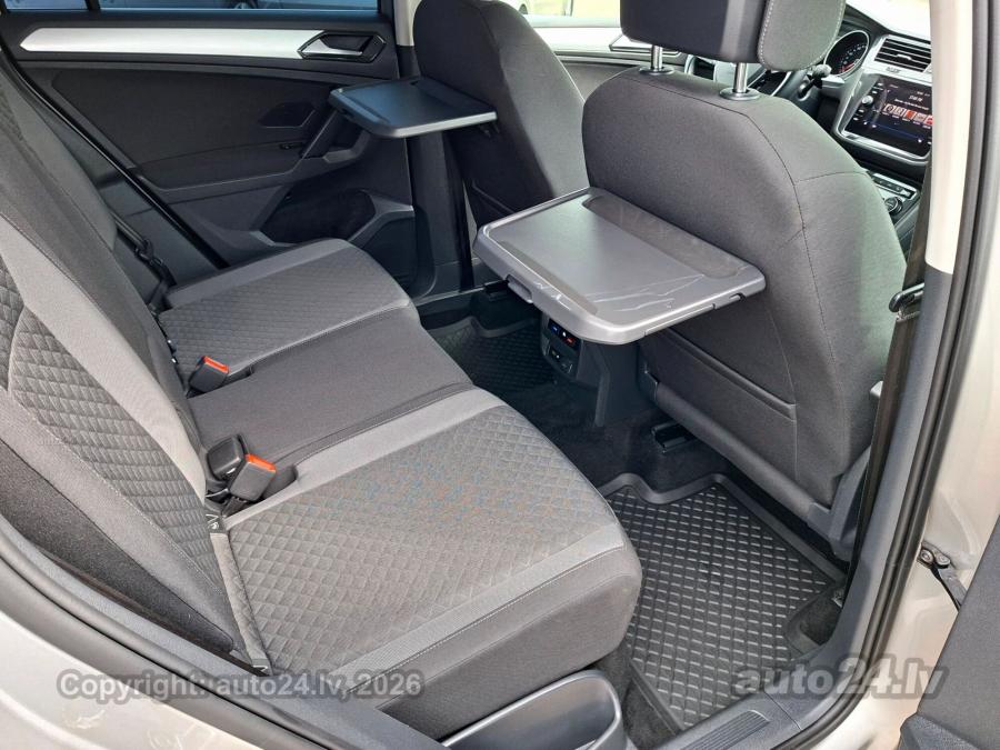 Pelēks Volkswagen Tiguan 2018 Tartu, ar dzinēja tilpumu 2.00 L un nobraukumu 216 tūkst. km par 16990 €, foto 10 vietnē AUTOMOTO.COM.LV