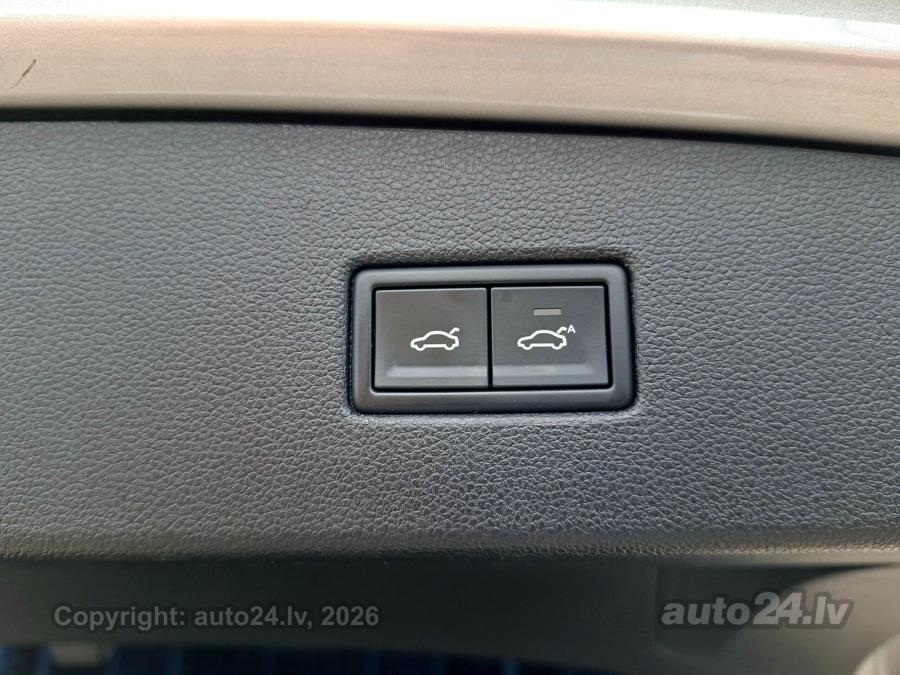 Pelēks Volkswagen Tiguan 2018 Tartu, ar dzinēja tilpumu 2.00 L un nobraukumu 216 tūkst. km par 16990 €, foto 26 vietnē AUTOMOTO.COM.LV