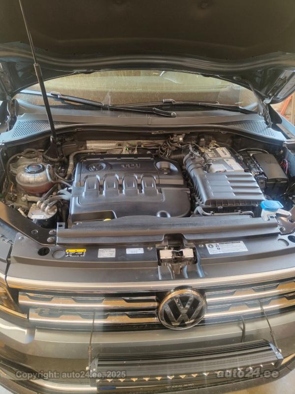 Pelēks Volkswagen Tiguan 2019 Tallina, ar dzinēja tilpumu 2.00 L un nobraukumu 72 tūkst. km par 26900 €, foto 11 vietnē AUTOMOTO.COM.LV
