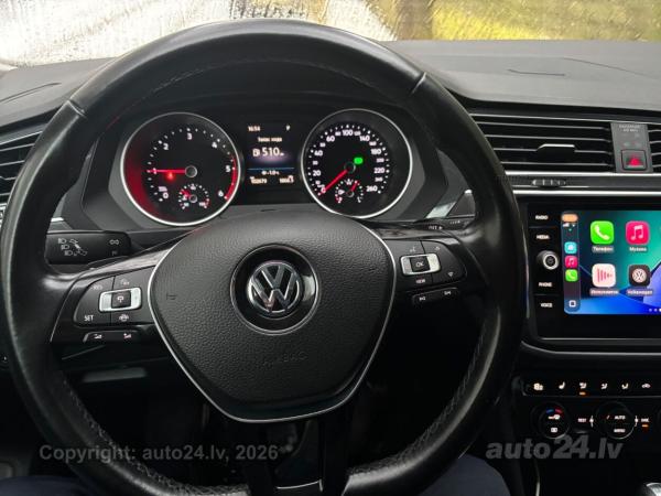 Grey Volkswagen Tiguan 2019 in Riga, with an engine capacity of 1.97 L and mileage of 100 thousand km for 22900 €, photo 7 on AUTOMOTO.COM.LV