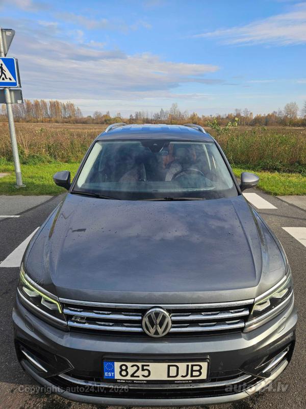 Pelēks Volkswagen Tiguan 2019 Tallina, ar dzinēja tilpumu 2.00 L un nobraukumu 130 tūkst. km par 28900 €, foto 5 vietnē AUTOMOTO.COM.LV