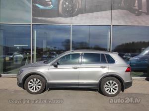 Grey Volkswagen Tiguan 2019 in Tallinn, with an engine capacity of 1.50 L and mileage of 126 thousand km for 19900 €, photo 3 on AUTOMOTO.COM.LV