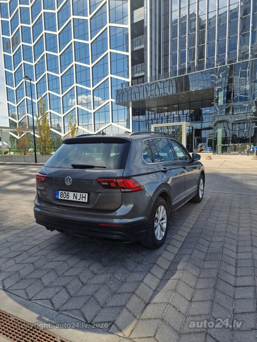 Pelēks Volkswagen Tiguan 2019 Tallina, ar dzinēja tilpumu 2.00 L un nobraukumu 195 tūkst. km par 17000 €, foto 6 vietnē AUTOMOTO.COM.LV