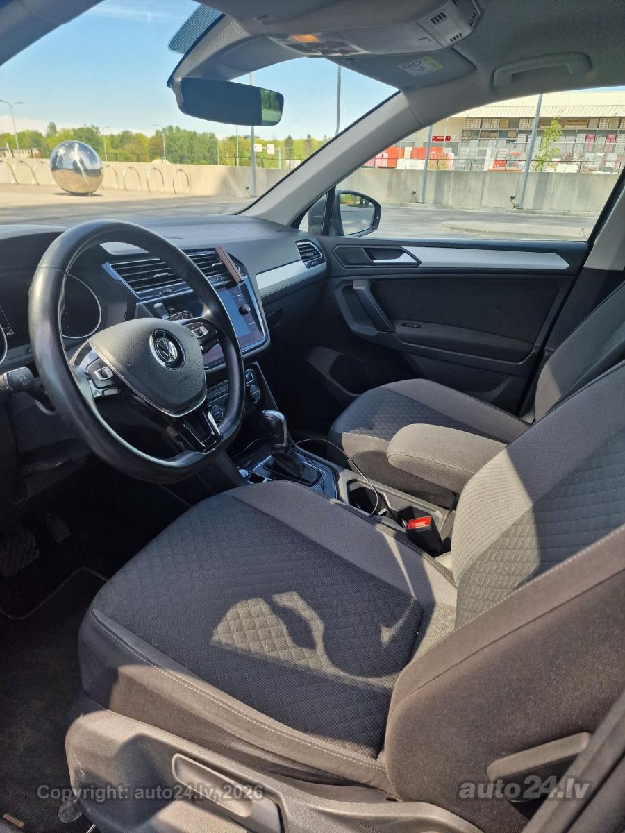 Pelēks Volkswagen Tiguan 2019 Tallina, ar dzinēja tilpumu 2.00 L un nobraukumu 195 tūkst. km par 17000 €, foto 9 vietnē AUTOMOTO.COM.LV