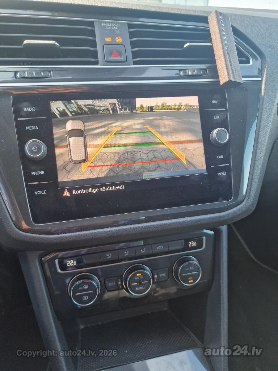 Pelēks Volkswagen Tiguan 2019 Tallina, ar dzinēja tilpumu 2.00 L un nobraukumu 195 tūkst. km par 17000 €, foto 17 vietnē AUTOMOTO.COM.LV