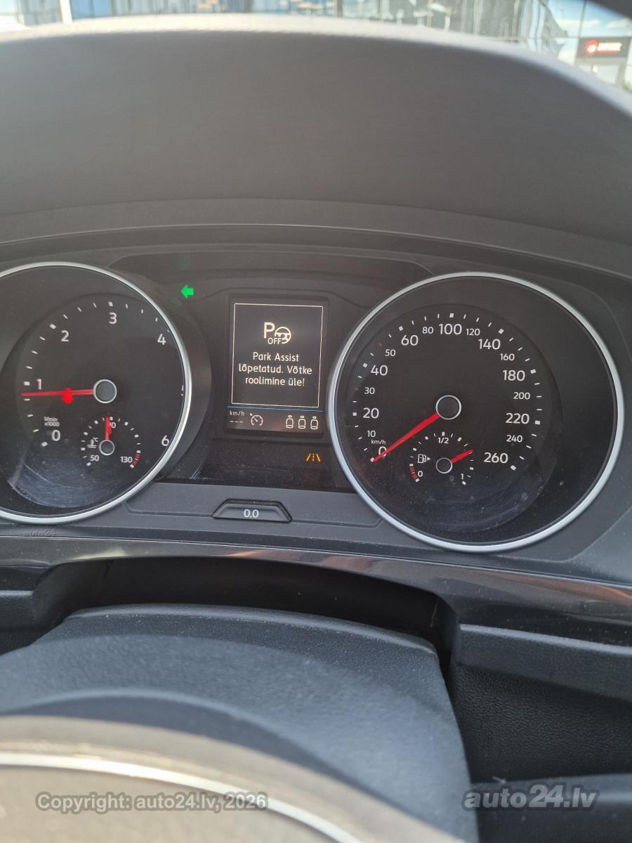 Pelēks Volkswagen Tiguan 2019 Tallina, ar dzinēja tilpumu 2.00 L un nobraukumu 195 tūkst. km par 17000 €, foto 21 vietnē AUTOMOTO.COM.LV