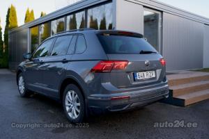Pelēks Volkswagen Tiguan 2020 Tallina, ar dzinēja tilpumu 1.50 L un nobraukumu 67 tūkst. km par 23900 €, foto 2 vietnē AUTOMOTO.COM.LV
