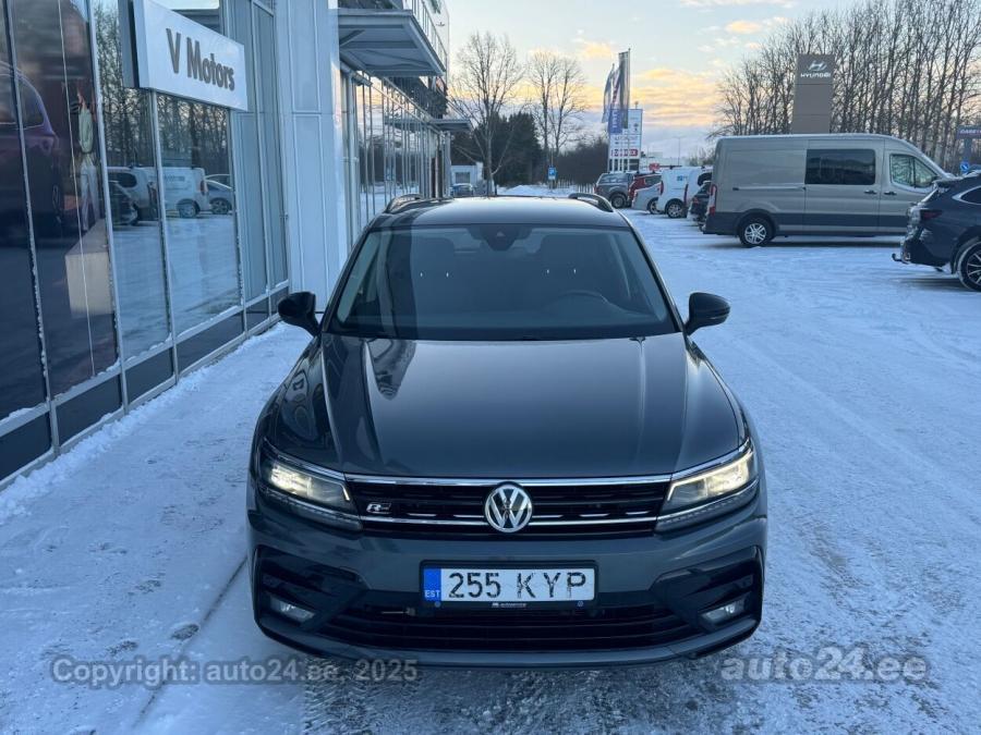 Pelēks Volkswagen Tiguan 2020 Viljandi, ar dzinēja tilpumu 2.00 L un nobraukumu 134 tūkst. km par 23500 €, foto 6 vietnē AUTOMOTO.COM.LV