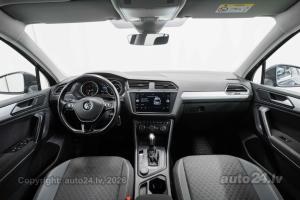 Grey Volkswagen Tiguan 2020 in Tallinn, with an engine capacity of 2.00 L and mileage of 131 thousand km for 21500 €, photo 10 on AUTOMOTO.COM.LV