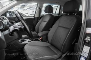 Grey Volkswagen Tiguan 2020 in Tallinn, with an engine capacity of 2.00 L and mileage of 131 thousand km for 21500 €, photo 12 on AUTOMOTO.COM.LV