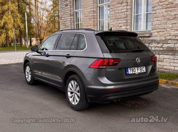 Grey Volkswagen Tiguan 2020 in Tallinn, with an engine capacity of 1.50 L and mileage of 98 thousand km for 18570 €, photo 1 on AUTOMOTO.COM.LV