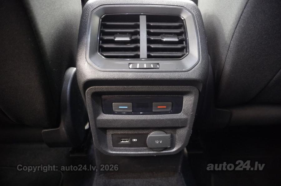 Pelēks Volkswagen Tiguan 2020 Tallina, ar dzinēja tilpumu 2.00 L un nobraukumu 131 tūkst. km par 27900 €, foto 15 vietnē AUTOMOTO.COM.LV