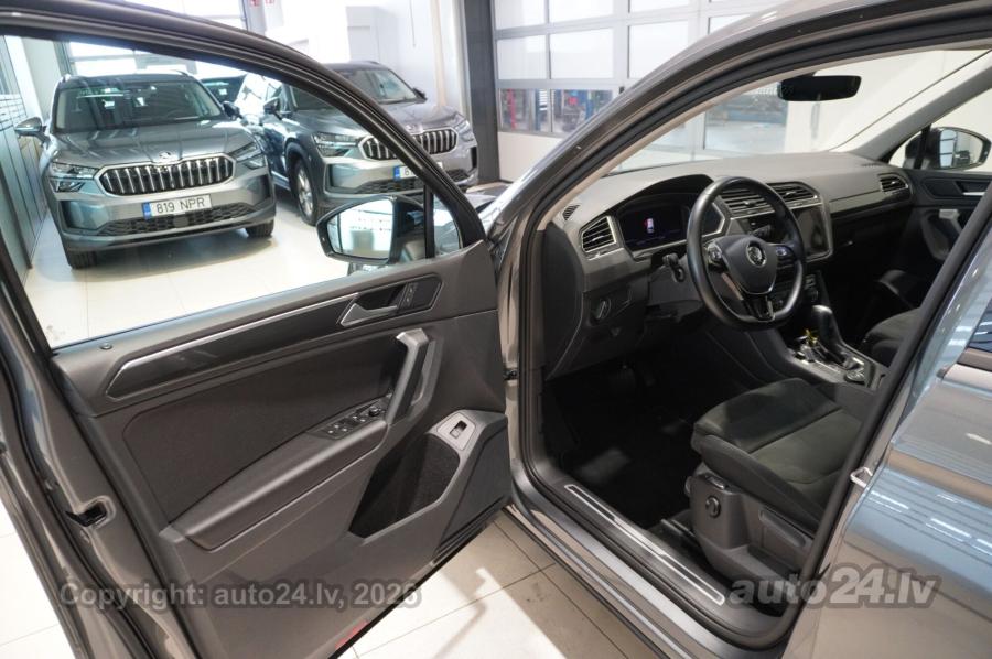 Pelēks Volkswagen Tiguan 2020 Tallina, ar dzinēja tilpumu 2.00 L un nobraukumu 131 tūkst. km par 27900 €, foto 17 vietnē AUTOMOTO.COM.LV