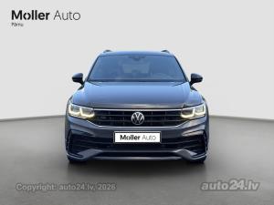 Pelēks Volkswagen Tiguan 2020 Pērnava, ar dzinēja tilpumu 2.00 L un nobraukumu 135 tūkst. km par 29900 €, foto 4 vietnē AUTOMOTO.COM.LV