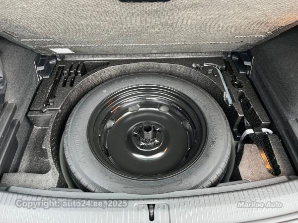 Pelēks Volkswagen Tiguan 2021 Tartu, ar dzinēja tilpumu 2.00 L un nobraukumu 103 tūkst. km par 26900 €, foto 11 vietnē AUTOMOTO.COM.LV