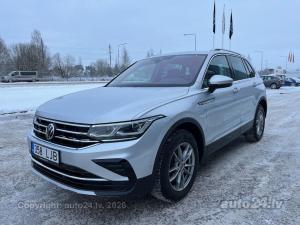 Pelēks Volkswagen Tiguan 2021 Tartu, ar dzinēja tilpumu 2.00 L un nobraukumu 103 tūkst. km par 27700 €, foto  vietnē AUTOMOTO.COM.LV