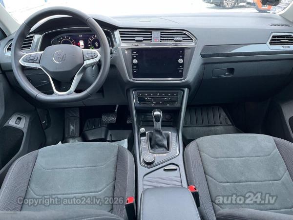 Grey Volkswagen Tiguan 2021 in Tartu, with an engine capacity of 2.00 L and mileage of 103 thousand km for 27700 €, photo 9 on AUTOMOTO.COM.LV