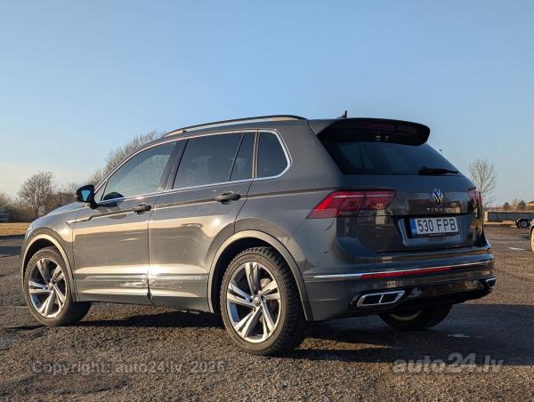 Grey Volkswagen Tiguan 2021 in Haapsalu, with an engine capacity of 1.50 L and mileage of 216 thousand km for 25000 €, photo 2 on AUTOMOTO.COM.LV