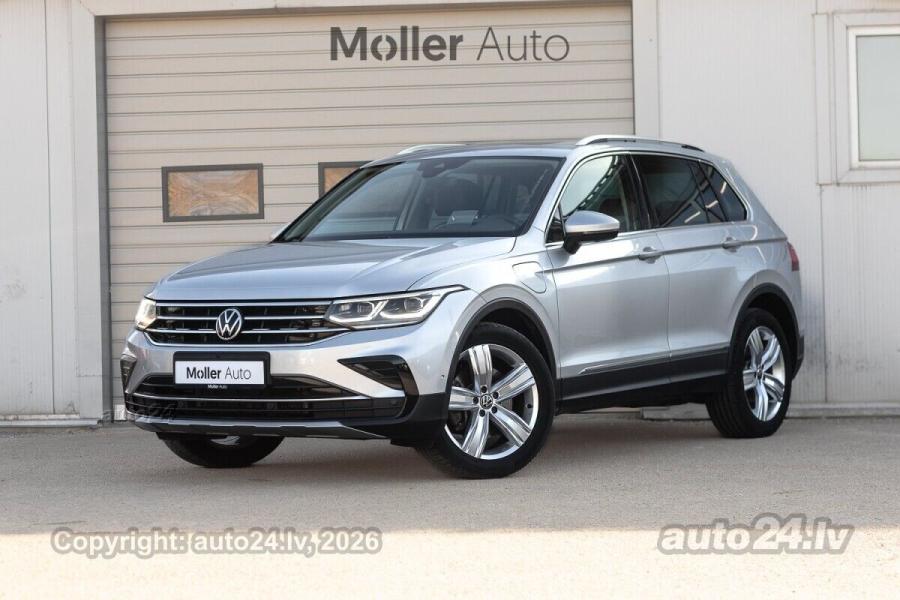 Grey Volkswagen Tiguan 2021 in Jelgava, with an engine capacity of 1.40 L and mileage of 132 thousand km for 28234 €, photo 3 on AUTOMOTO.COM.LV
