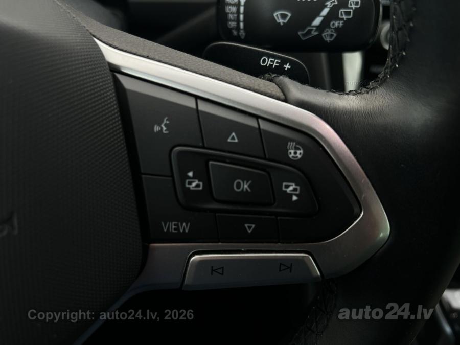 Pelēks Volkswagen Tiguan 2021 Pērnava, ar dzinēja tilpumu 1.50 L un nobraukumu 80 tūkst. km par 23900 €, foto 17 vietnē AUTOMOTO.COM.LV