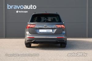 Pelēks Volkswagen Tiguan 2021 Tartu, ar dzinēja tilpumu 1.50 L un nobraukumu 135 tūkst. km par 20000 €, foto 8 vietnē AUTOMOTO.COM.LV