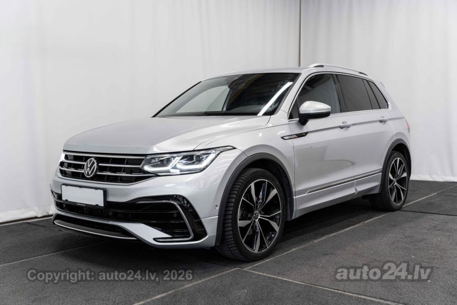 Grey Volkswagen Tiguan 2021 in Tallinn, with an engine capacity of 1.50 L and mileage of 82 thousand km for 23900 €, photo 1 on AUTOMOTO.COM.LV