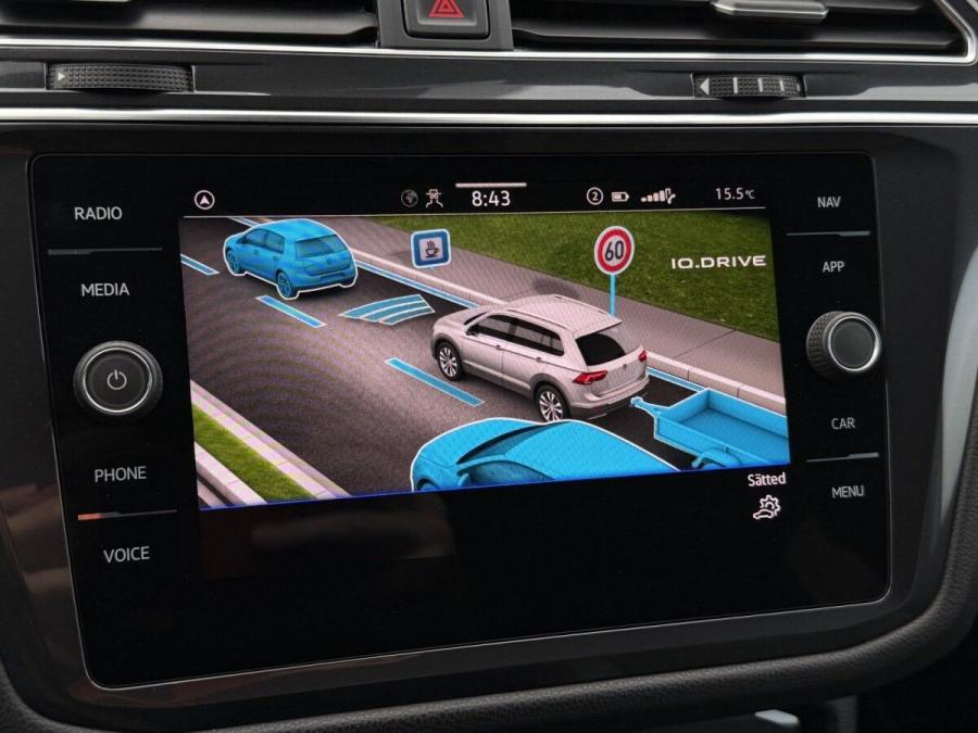 Pelēks Volkswagen Tiguan 2021 Pērnava, ar dzinēja tilpumu 1.50 L un nobraukumu 99 tūkst. km par 28950 €, foto 13 vietnē AUTOMOTO.COM.LV