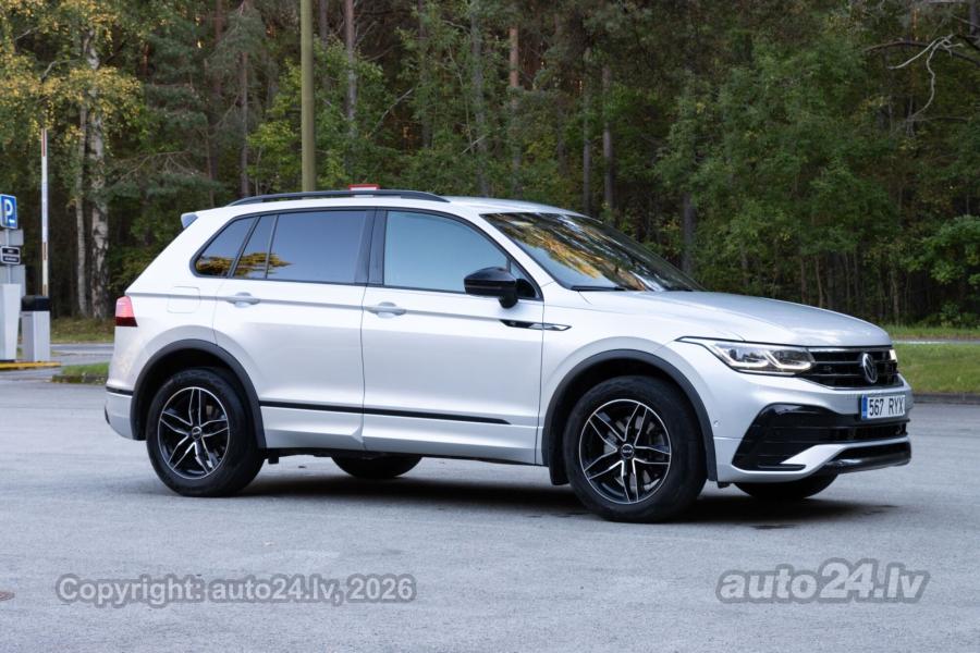 Grey Volkswagen Tiguan 2021 in Tallinn, with an engine capacity of 2.00 L and mileage of 89 thousand km for 31900 €, photo 3 on AUTOMOTO.COM.LV
