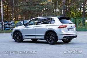 Grey Volkswagen Tiguan 2021 in Tallinn, with an engine capacity of 2.00 L and mileage of 89 thousand km for 31900 €, photo 5 on AUTOMOTO.COM.LV