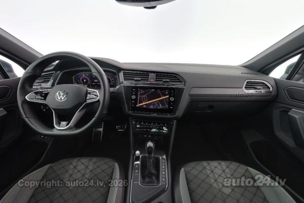 Grey Volkswagen Tiguan 2022 in Tallinn, with an engine capacity of 1.40 L and mileage of 61 thousand km for 26900 €, photo 10 on AUTOMOTO.COM.LV