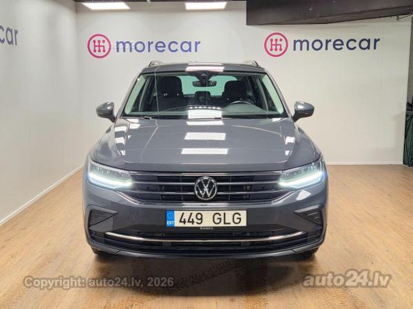 Grey Volkswagen Tiguan 2022 in Tallinn, with an engine capacity of 1.50 L and mileage of 93 thousand km for 21900 €, photo 2 on AUTOMOTO.COM.LV