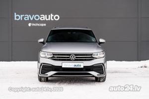 Grey Volkswagen Tiguan 2022 in Tartu, with an engine capacity of 2.00 L and mileage of 147 thousand km for 24900 €, photo 2 on AUTOMOTO.COM.LV