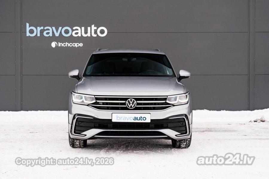 Grey Volkswagen Tiguan 2022 in Tartu, with an engine capacity of 2.00 L and mileage of 147 thousand km for 24900 €, photo 2 on AUTOMOTO.COM.LV