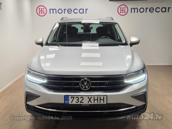 Pelēks Volkswagen Tiguan 2022 Tallina, ar dzinēja tilpumu 1.50 L un nobraukumu 93 tūkst. km par 20900 €, foto 2 vietnē AUTOMOTO.COM.LV