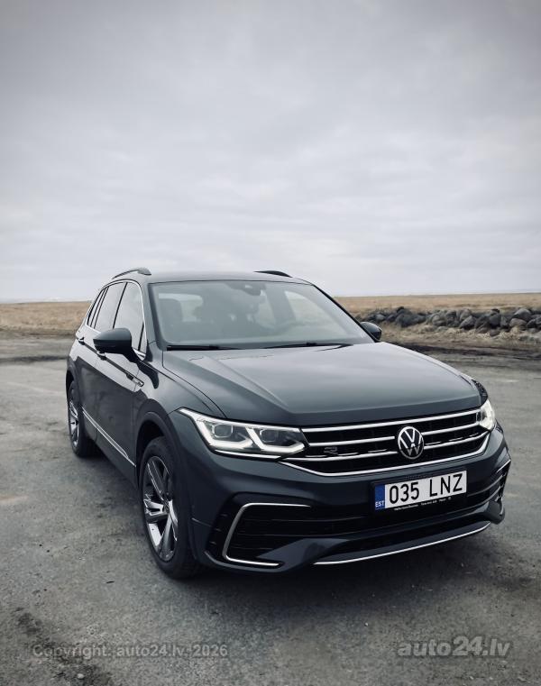 Grey Volkswagen Tiguan 2022 in Tallinn, with an engine capacity of 1.50 L and mileage of 35 thousand km for 31000 €, photo 3 on AUTOMOTO.COM.LV