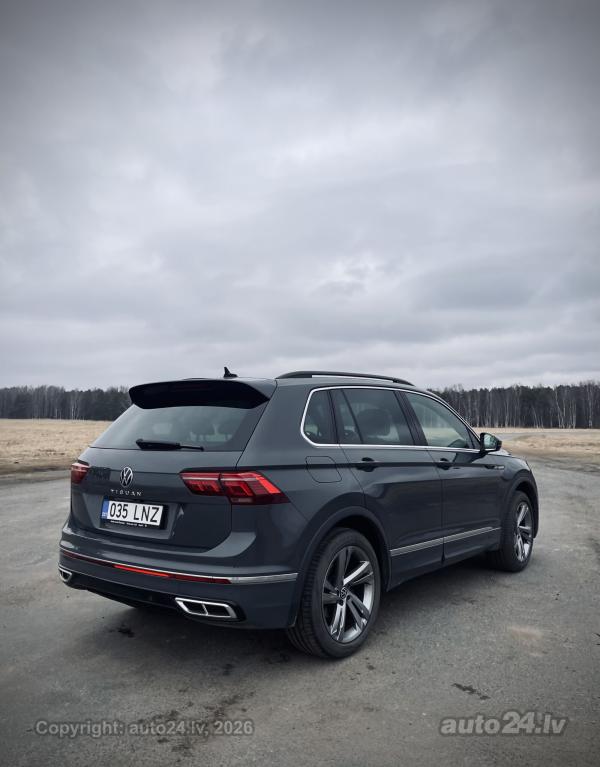 Grey Volkswagen Tiguan 2022 in Tallinn, with an engine capacity of 1.50 L and mileage of 35 thousand km for 31000 €, photo 5 on AUTOMOTO.COM.LV