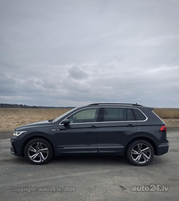 Grey Volkswagen Tiguan 2022 in Tallinn, with an engine capacity of 1.50 L and mileage of 35 thousand km for 31000 €, photo 6 on AUTOMOTO.COM.LV